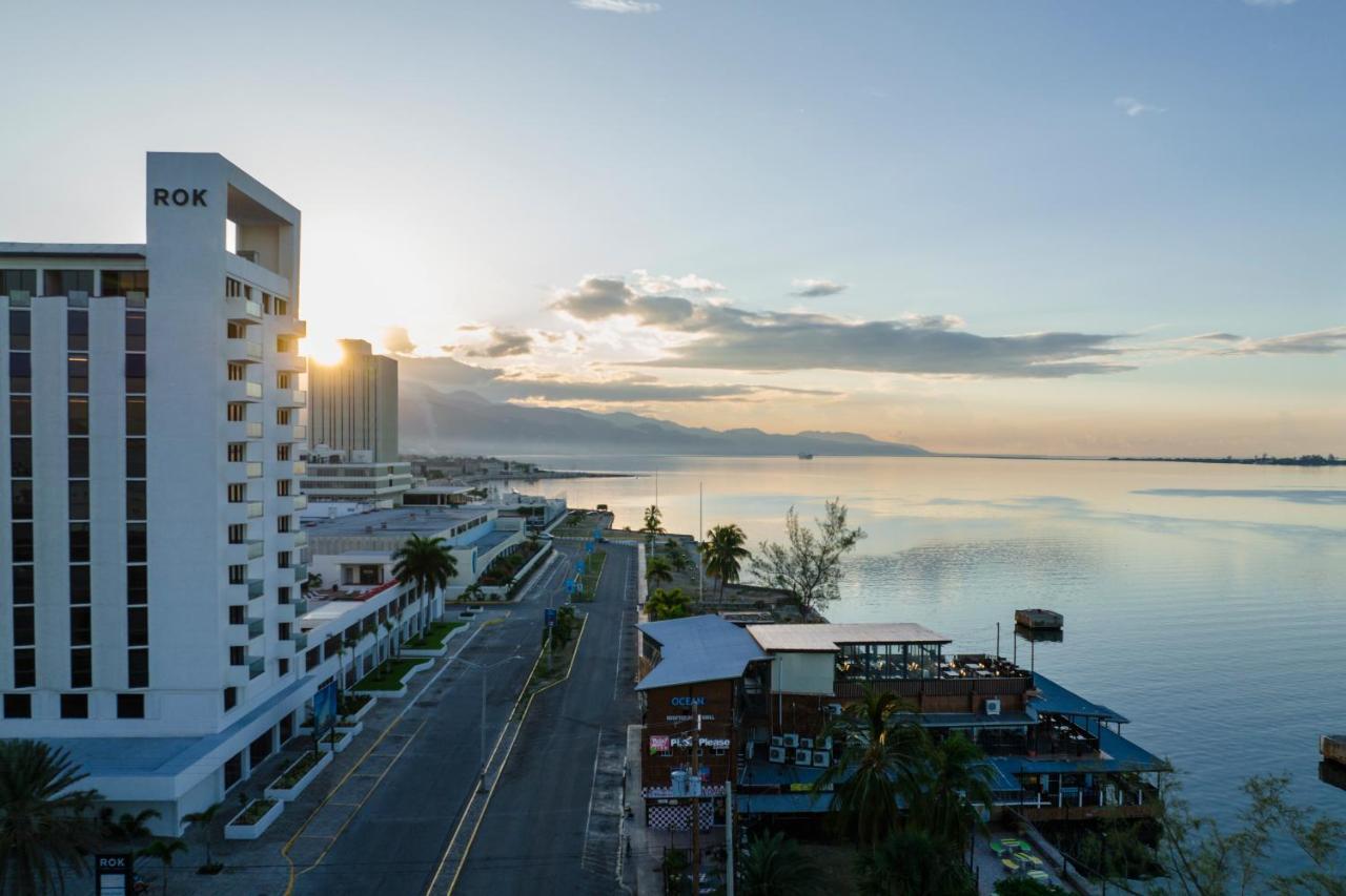 ROK HOTEL KINGSTON TAPESTRY COLLECTION BY HILTON, KINGSTON